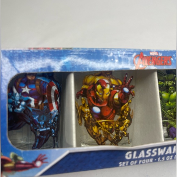 Marvel | Dining | Disney Marvel Avengers Glassware Pack Of 4 5oz Shot ...